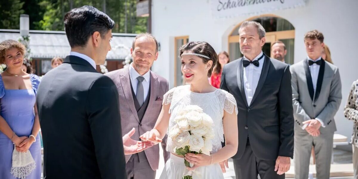 Tempesta d’amore: il gran finale di Eleni e Leander, protagonisti della ...