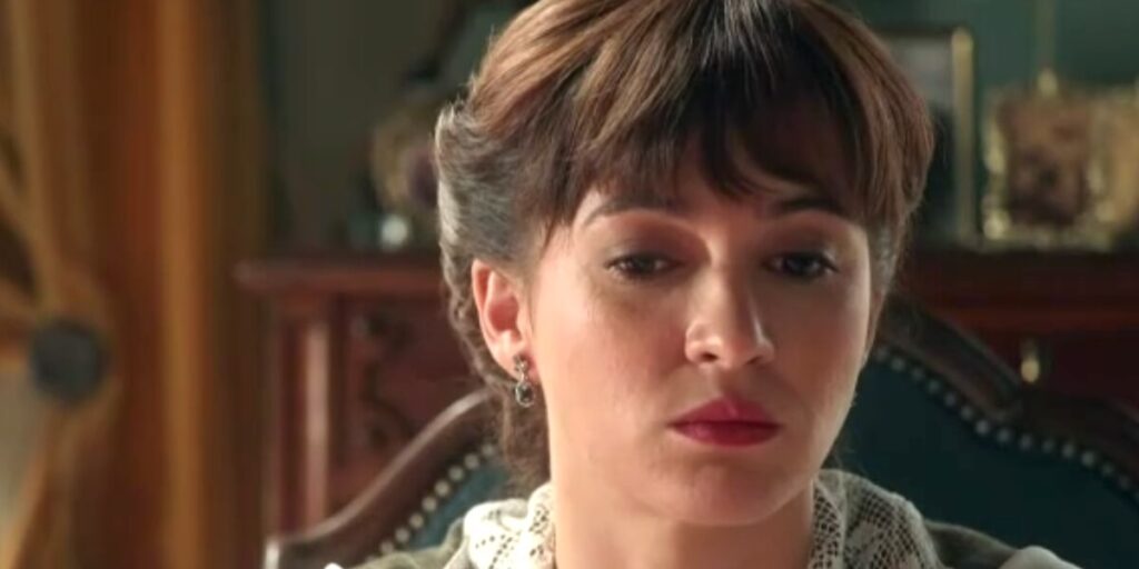 La Promessa anticipazioni: Catalina punta una pistola contro...