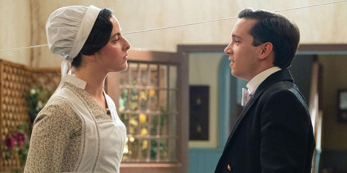 La promessa, anticipazioni 21 e 22 gennaio: l'interesse di Santos per Vera è evidente!